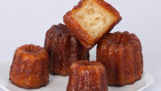 Cannelés De Bordeaux Using Delicious Vanilla Sponge